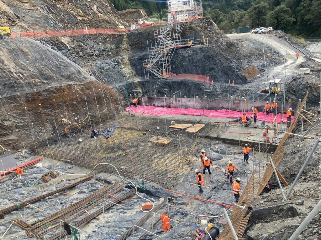 Spillway Flip bucket foundation - steel fixing and boxing formwork for ...